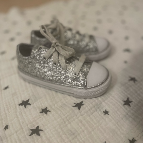Converse | Shoes | Converse Toddler Silver Sparkle Sneaker | Poshmark